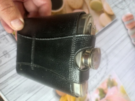 Продаётся флажки, фляга для питья,