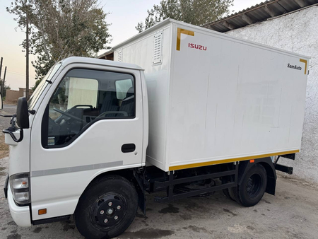 Isuzu gurzavoy 2.5 t