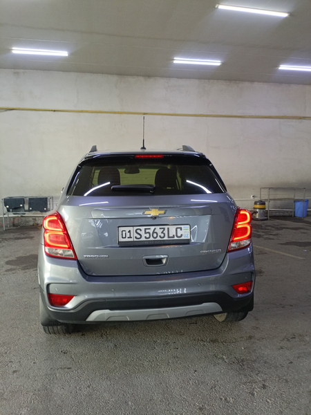 Tracker Premier 3 позиция