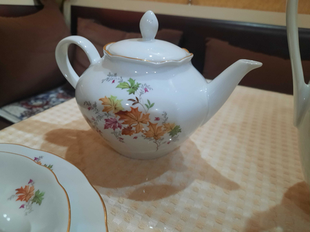 Чайный сервиз на 5 персон, \\\