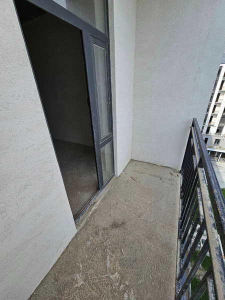 3 xonali 120m² 7-qavat sotiladi