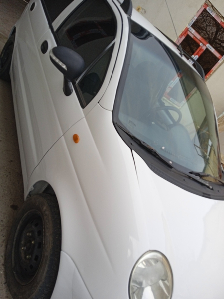 Matiz 2004 sariqdan oq sepilgan