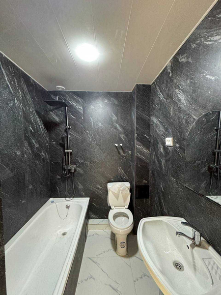 1 xonali 3 qavat 5 qavatli Yangi Gʻishtli dom 40m2