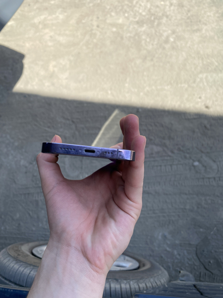 Iphone 14 pro 2 ta simkartalai