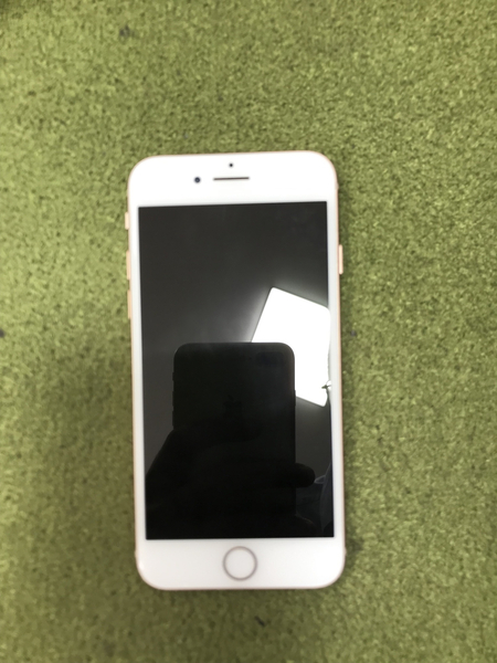 Iphone 8.