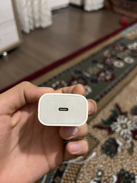 Iphone zaryadchik orginal 20w li