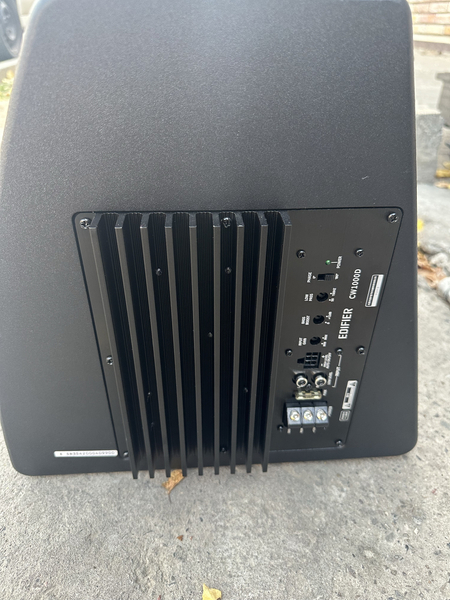 Edifier Сабвуфер CW1000D
