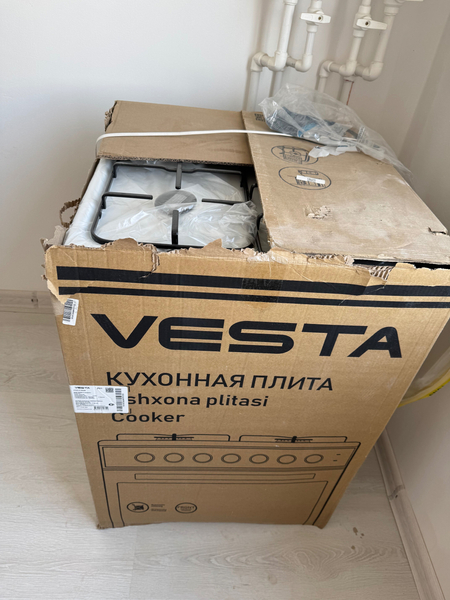 Газовая плита новая Vesta