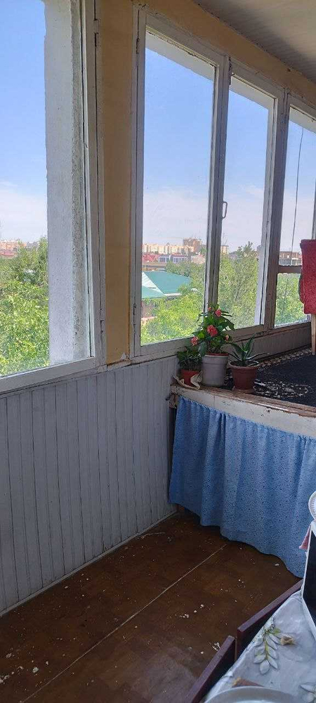Продаётся квартира в Сергелийском районе (янгихаёт) 3х комнатная