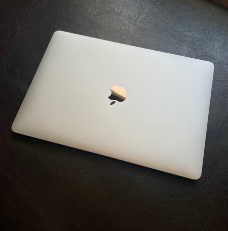 Macbook Air M1  (16/256, Silver) как новый
