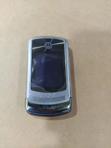 PerfectumMobil cidma Motorola V 13