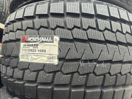 Yokohama IceGuard Studless GO75 | 275/35R23 315/30R23 на Mercedes GLS