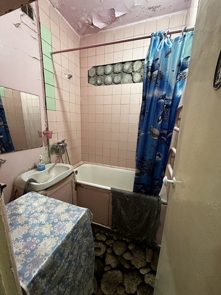 Ттз 2 Продается квартира 3/3/4 балкон 1.5х6 ор-р: Школа 248