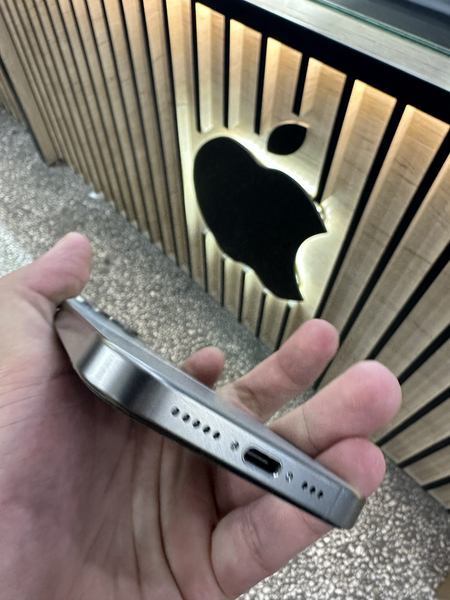 Iphone 15 pro 256 gb