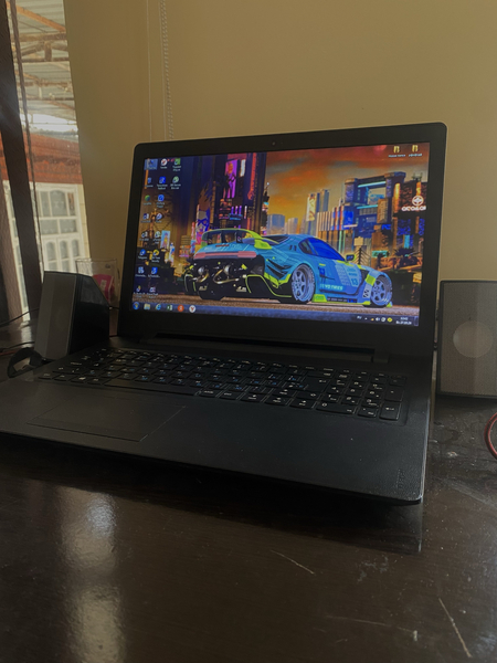 Kompyuter Noutbook lenovo