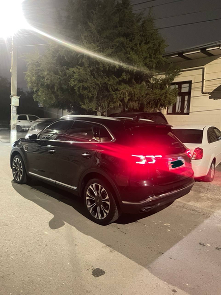 срочно продаётся Hongqi hs5 full 2021
