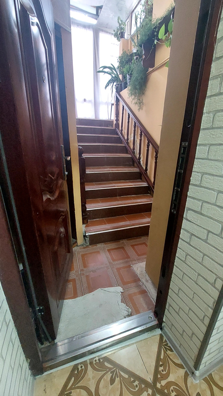 Продаётся 2 комнатная 35кв.м