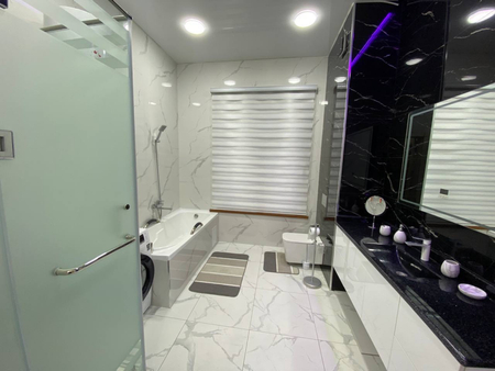Аренда Femily hause 4 комн квартира новостройка