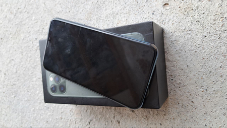Iphone 11 pro 64 gb srocna