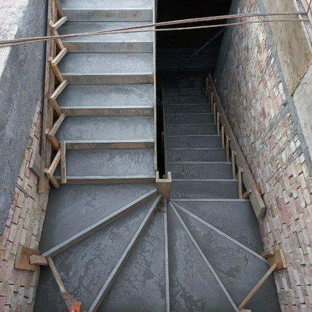 Beton Zinalar Lestnisa