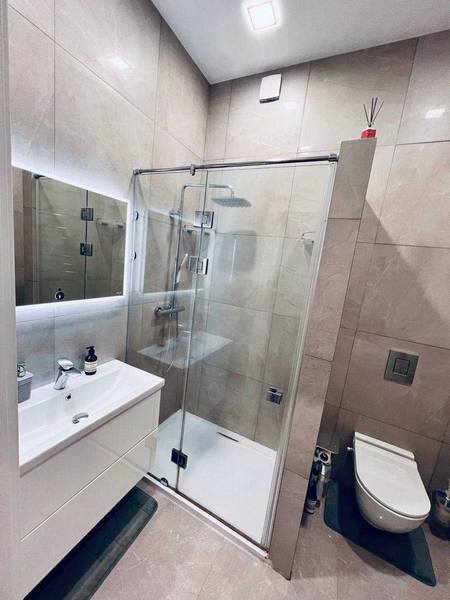 Алайский• 3-комн • 90 м² • этаж 3/5 • [ЖА:002]
