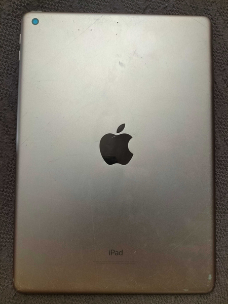 Срочно продам ipad 6 mini 32 mb