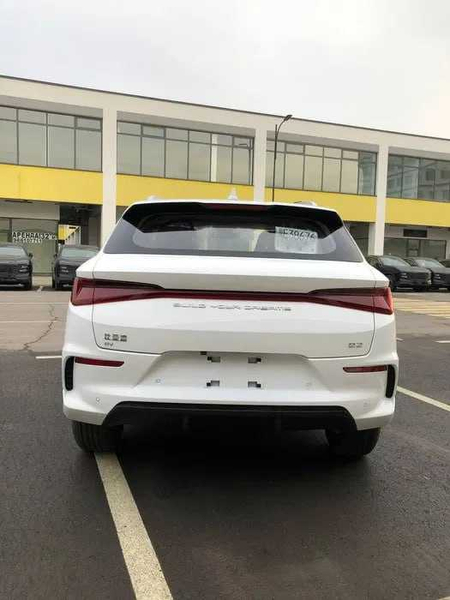 BYD E2 arenda s vikupom 2024