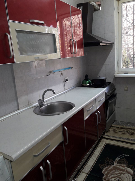 Ttz 1 da  2 xonali honadon sotiladi