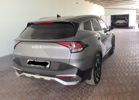Sportage серебристый 1 поз. 2023г. Пробег 20000км