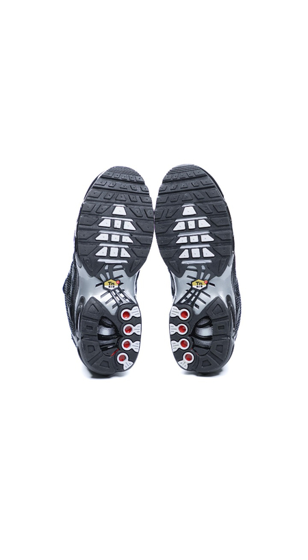 Кроссовки Nike NK0010, Черный
Сумма:350.000
Размер:41

Совреме