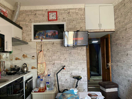 Продаётся 1комнатная переделанная в 2х квартира в Согдиане