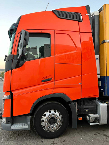 Volvo FH 460 тягач. KRONE 2018 год Рефрижератор  TERMOKING SLX 300