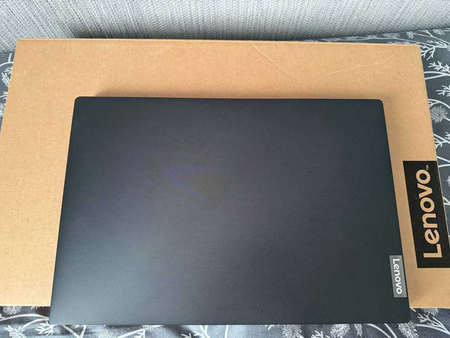 Ноутбук LENOVO для учебы/работы