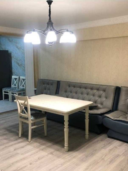 Срочно продается 3/3/4 квартира 70 м2 Ц6 ор-р:Gentlemens Pub    (МНМ)