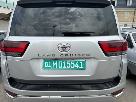 Продается Toyota Land Cruiser 300