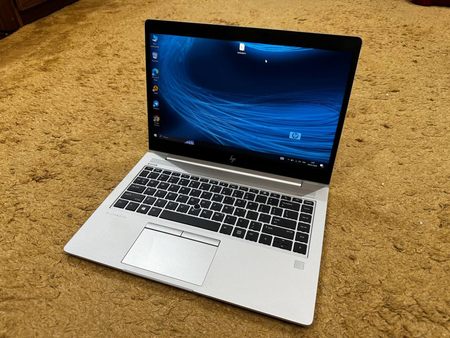 Hp Elite book 830 G5 13.3  core i7 touch id