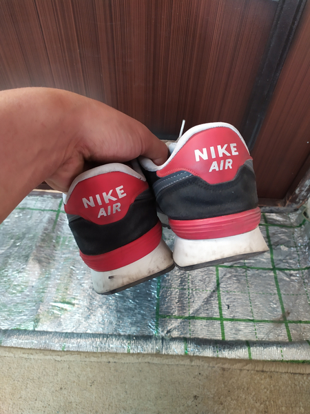 Кросовка Nike сотилади б/у 43 44