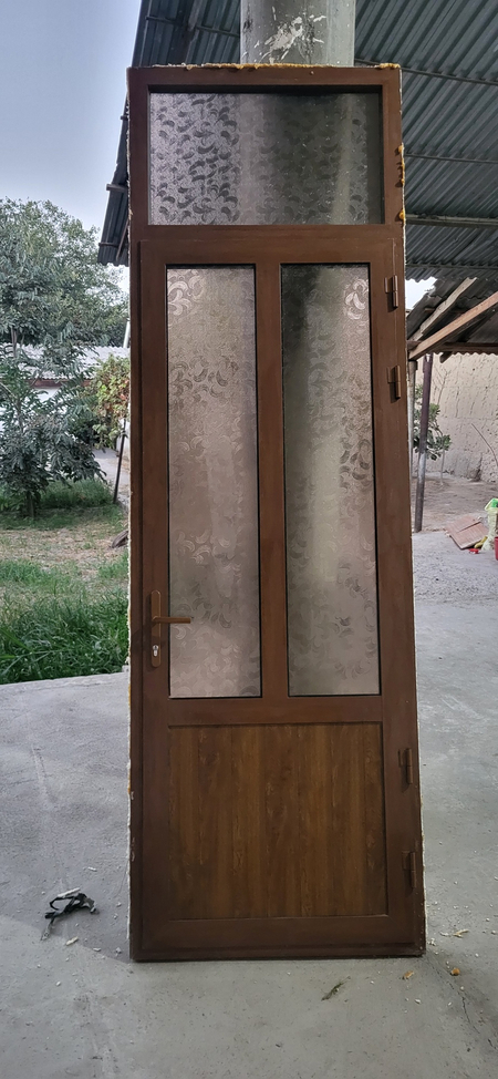 Akfa eshik va romlar sotiladi Manzil samarqand tuman Razmer2.75 ga 90