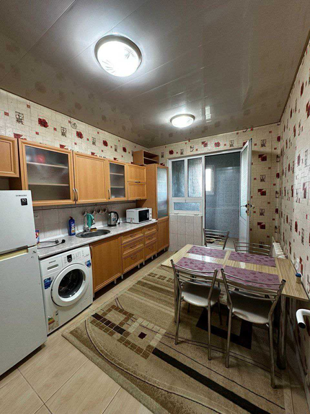 Продаётся 2х комнатная на Ойбеке Ор-р Загс , Гранд Мир отель 65м2