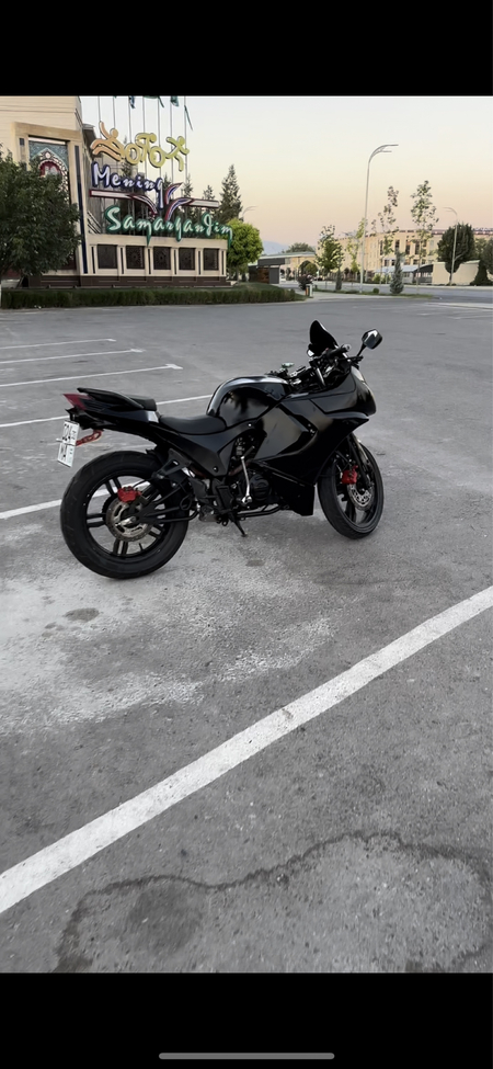 Moto bike kawasaki monster