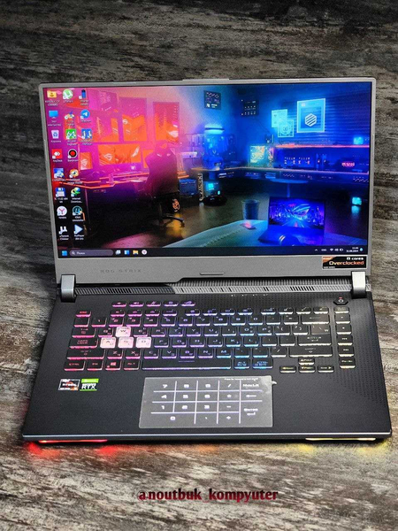Мощный игровой Asus  Rog Strix Core I9 11900HX