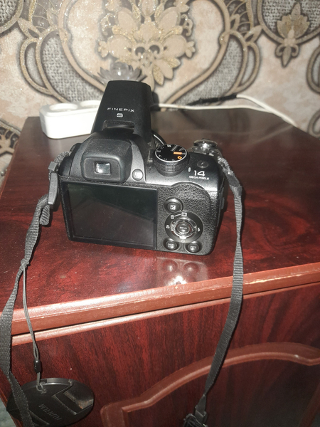 Фотоапарат прафисаналний. Фужифилим