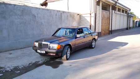 Продается mercedes e190