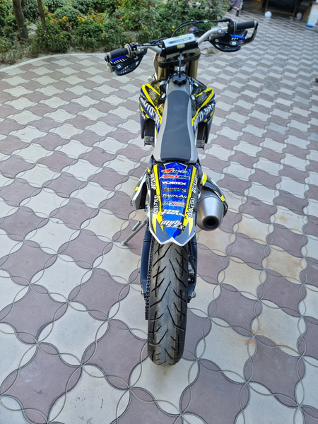 Yamaha yz450f 2013 sotiladi