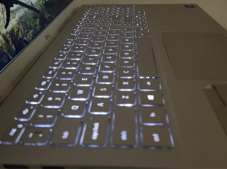 Dell Inspiron Core i7 - 1165G7. Ideal holatda. 4yader 8 patok