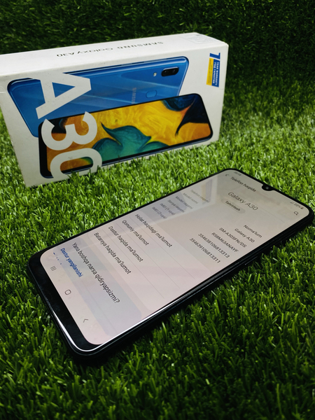 Samsung Galaxy A30