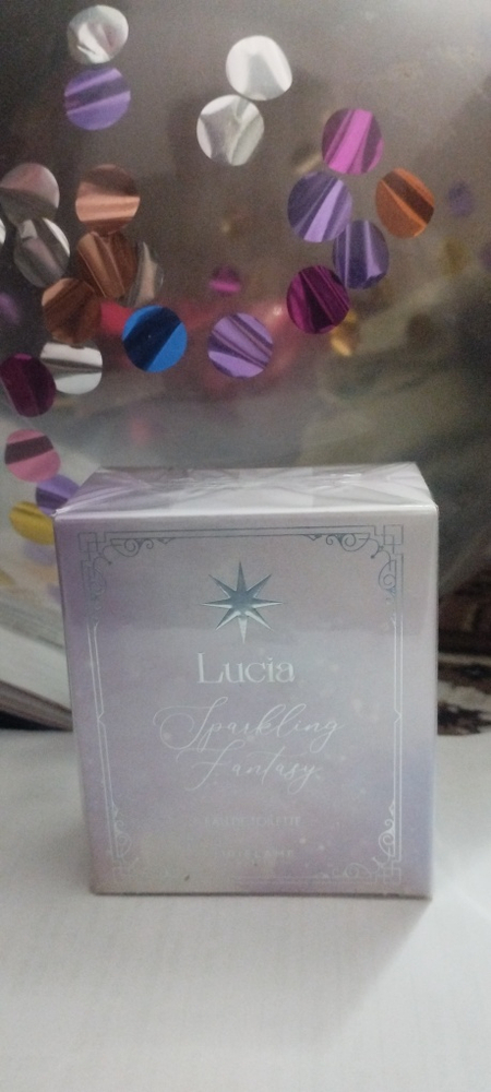 Lucia Sparkling Fantasy [Lyusiya Spakling Fentezi] tualet atiri