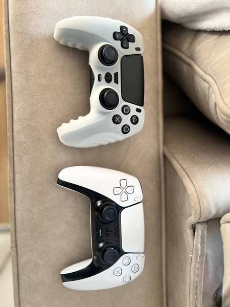 Playstation 5 / pls 5