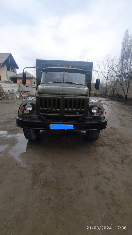Zil 131 holati ideal  17 500 kami bor
