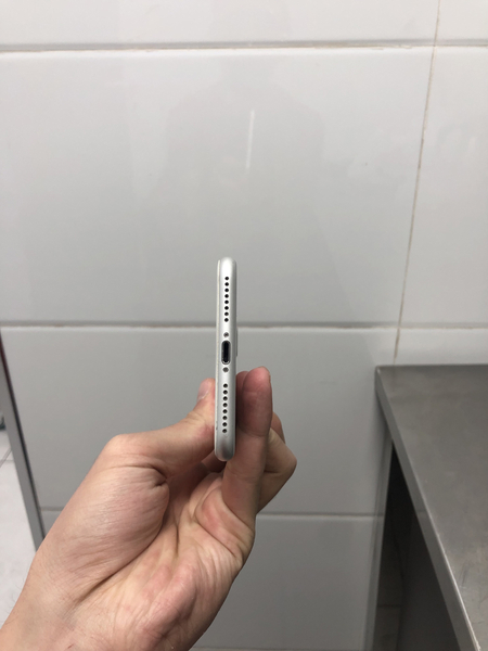 Iphone 8 plus oq rangda 256 gb